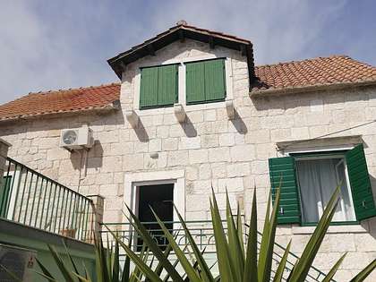 Seafront real estate for sale | Croatia Property Sales