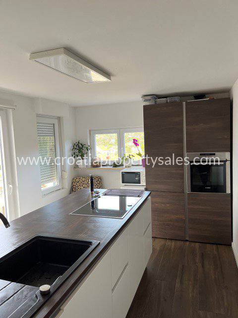 Brač kuća, prodaja 4246 | Croatia Property Sales
