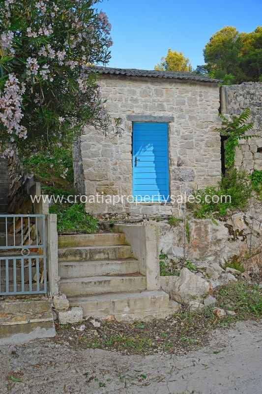 Solta old stone house for sale 4464