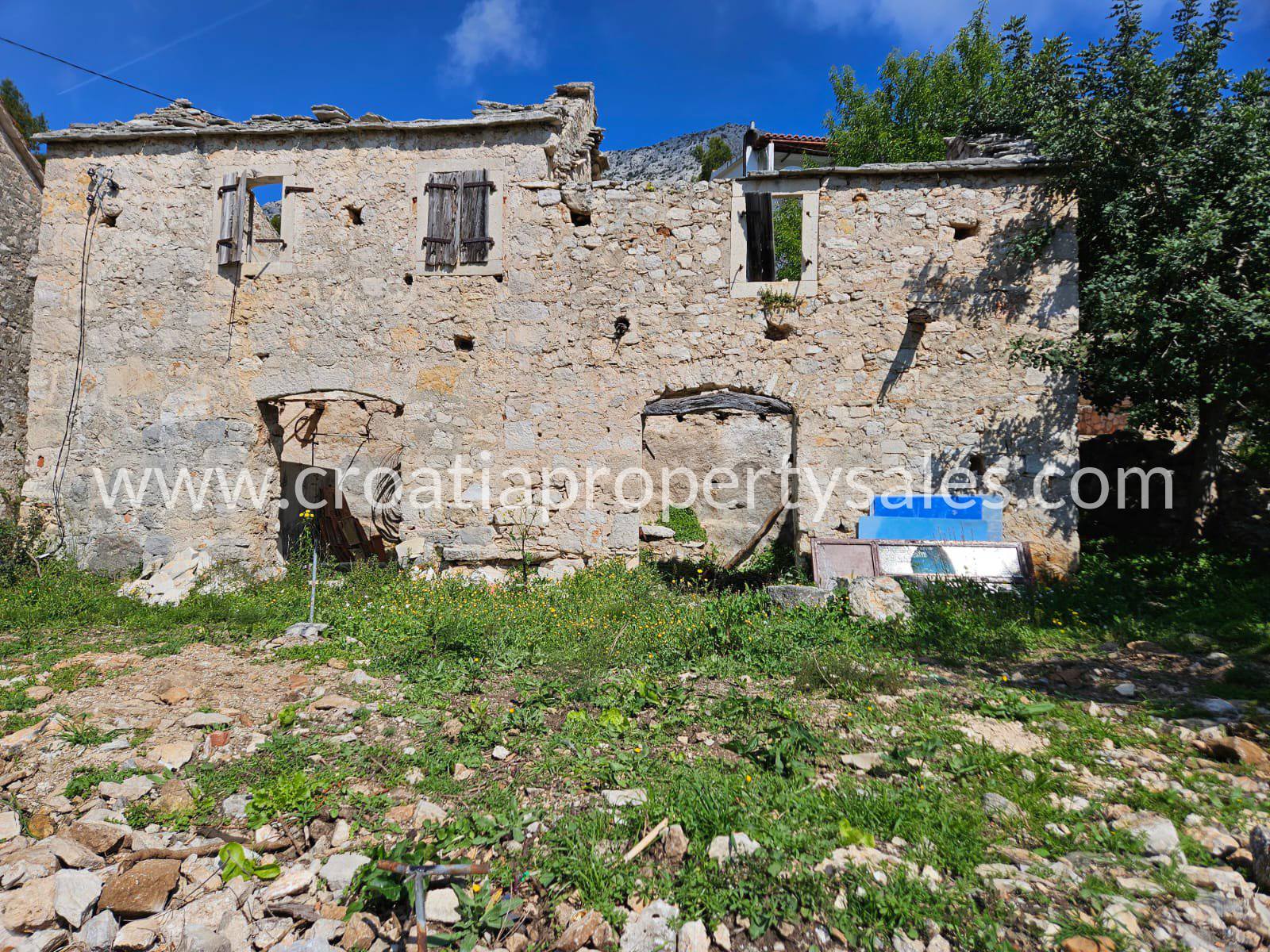 Hvar old stone house for sale 4772 | Croatia Property Sales