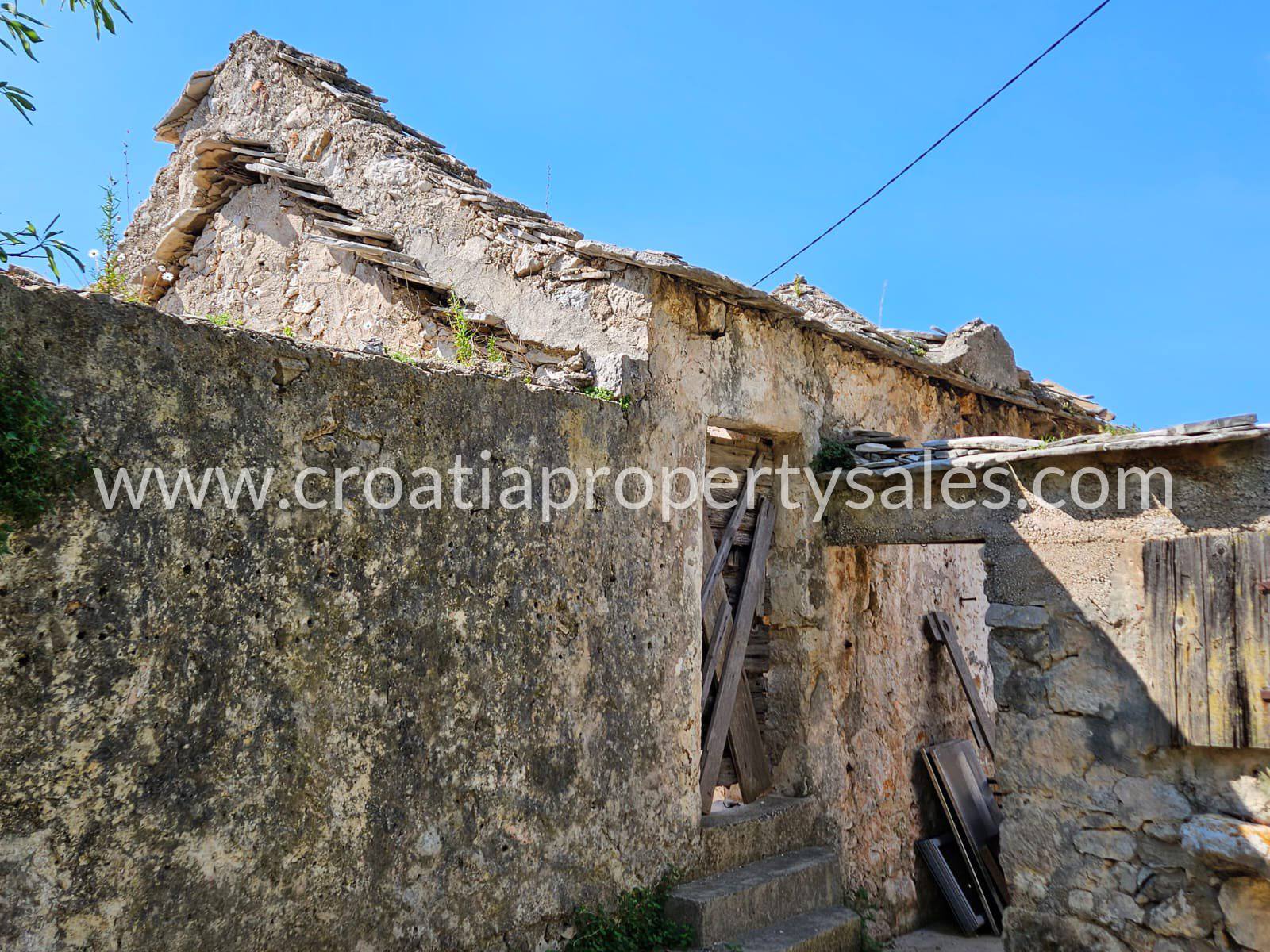 Hvar old stone house for sale 4772 | Croatia Property Sales