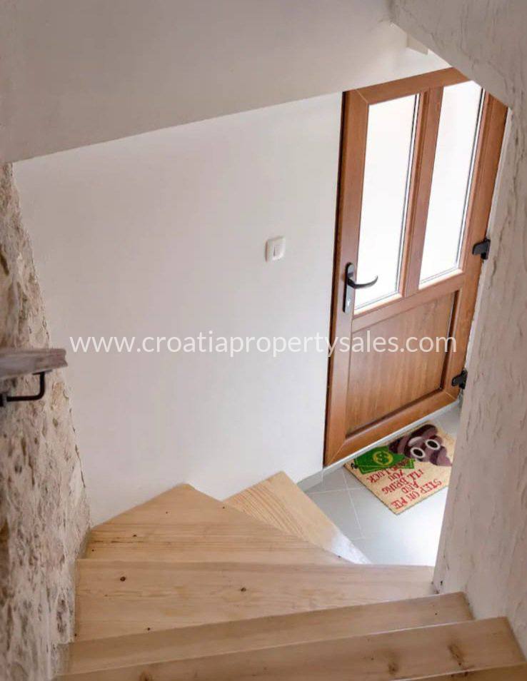 Hvar old stone house for sale 4794 | Croatia Property Sales