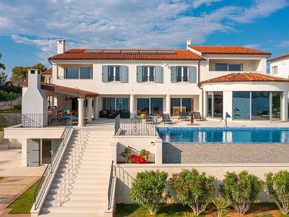 Seafront real estate for sale | Croatia Property Sales