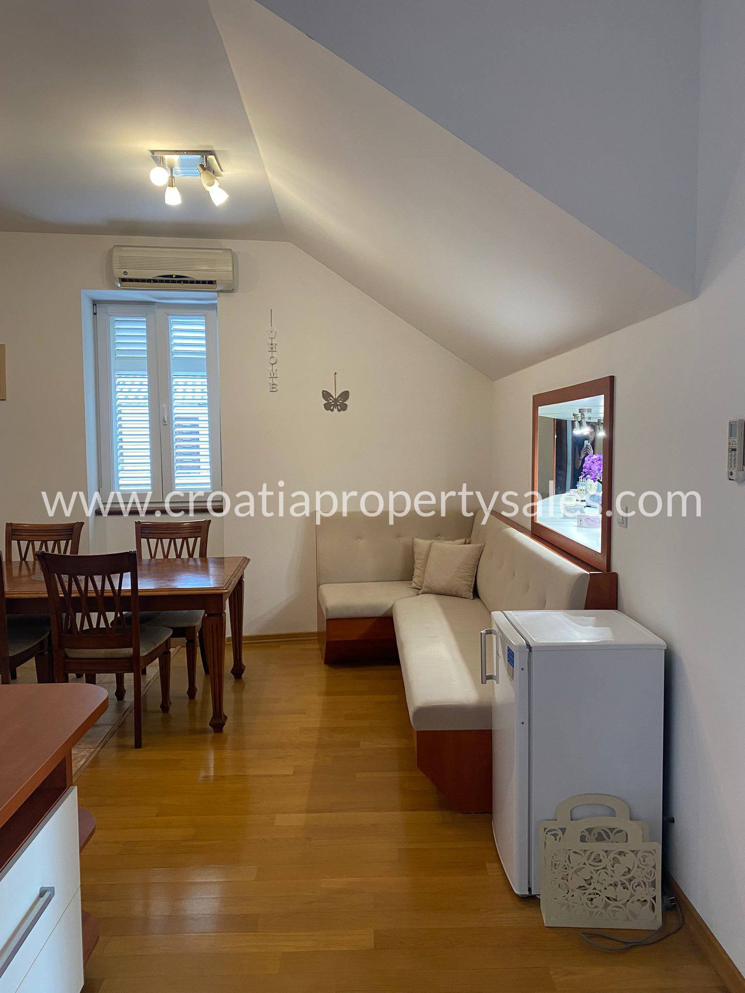 Split apartment for sale 5152 | Croatia Property Sales